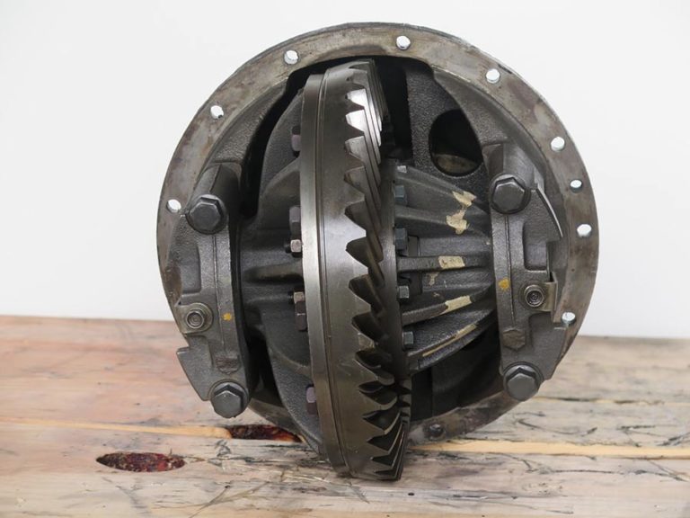 Differential Isuzu NPR TiltMaster GMC W4 Gear Ratio 5.57 19 Spline Axle ...